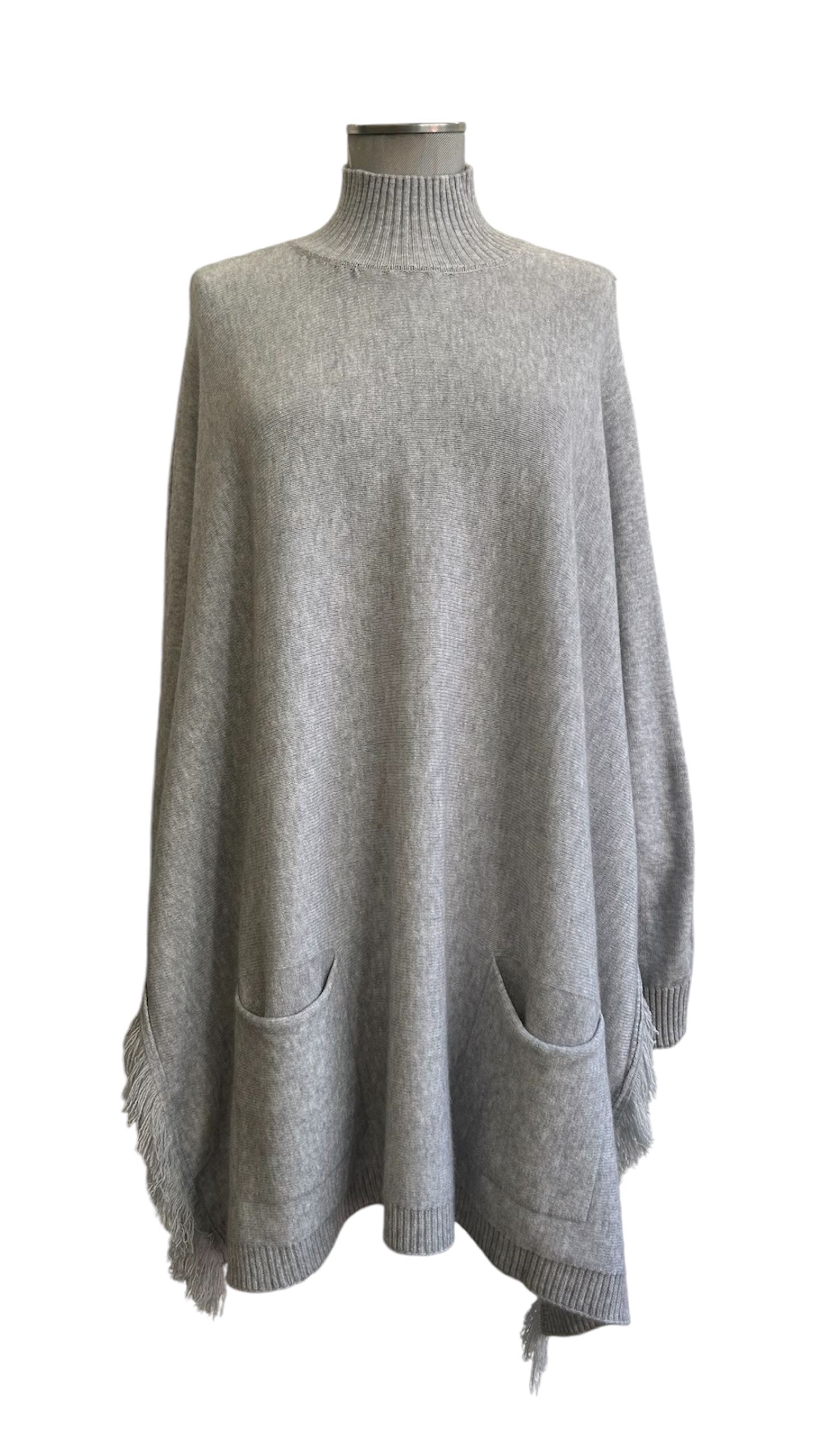 Fringed detailed poncho – Tattitude